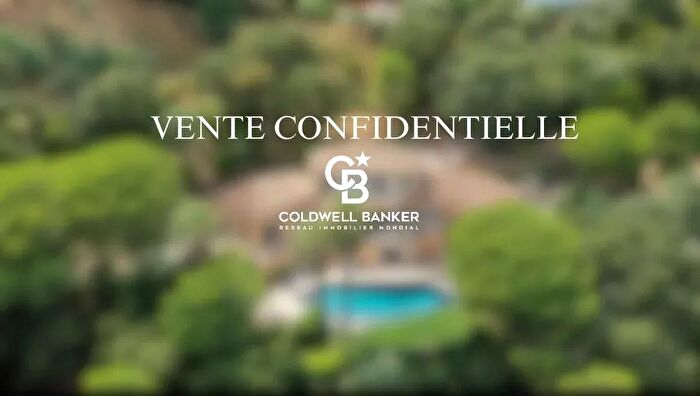 Maison à vendre - Cavalaire-sur-Mer, Pierrugues, Mannes, Canissons - 10 pièces - 8 chambres