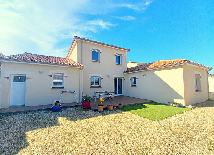 Maison à vendre - Le Loroux-Bottereau - 7 pièces - 4 chambres