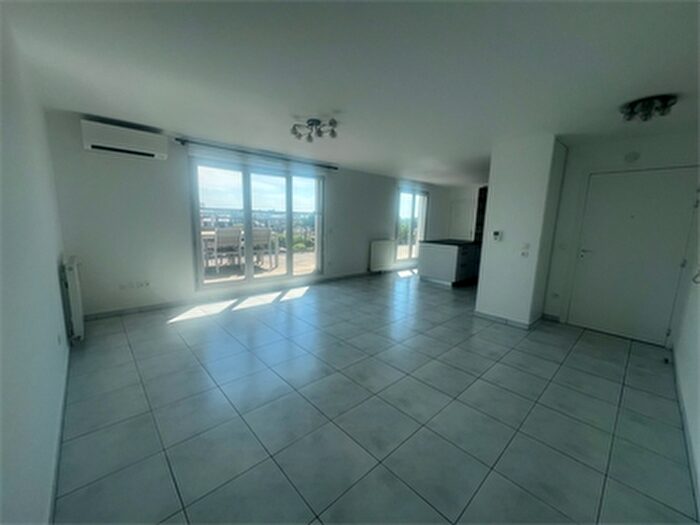 Appartement 4 pièces à Chelles, Arcades, Castermant, à louer