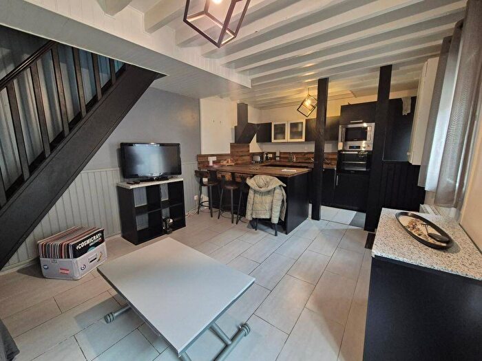 Maison à louer - Centre Ville-Calais, Argenteuil - 2 pièces - 1 chambre