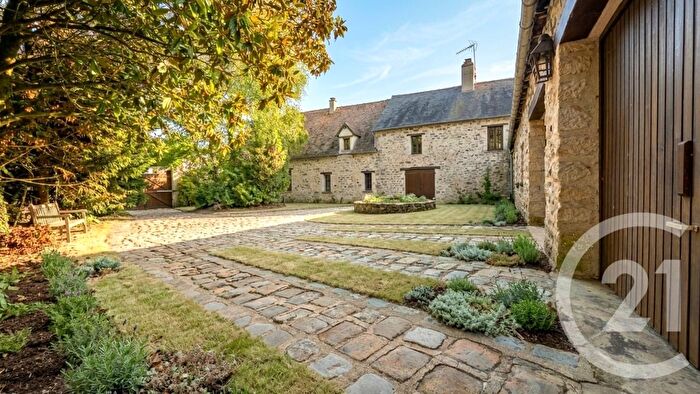 Maison 9 pièces à vendre à Boissy-l'Aillerie