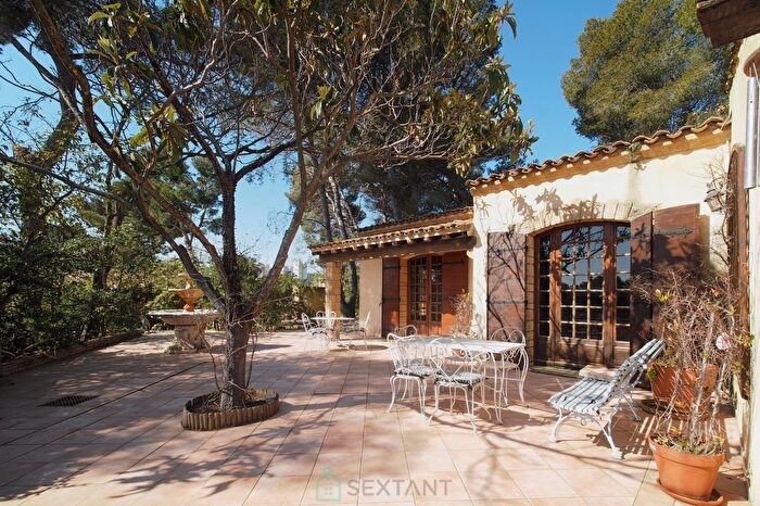 Maison à vendre - Martigues, Figuerolles, Touret de Vallier - 8 pièces - 5 chambres