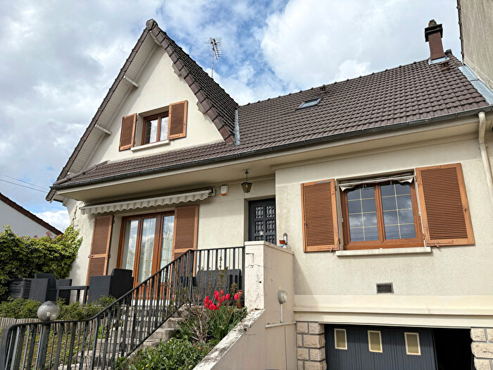 Maison 6 pièces à Le Plessis-Trévise, Centre-ville, Orly Parc, à vendre