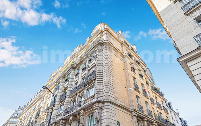 Paris 18ème, La Chapelle, Marx Dormoy - Appartement 5 pièces à vendre