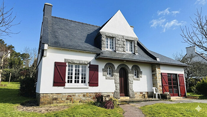 Maison à vendre - Lanvéoc - 7 pièces - 4 chambres
