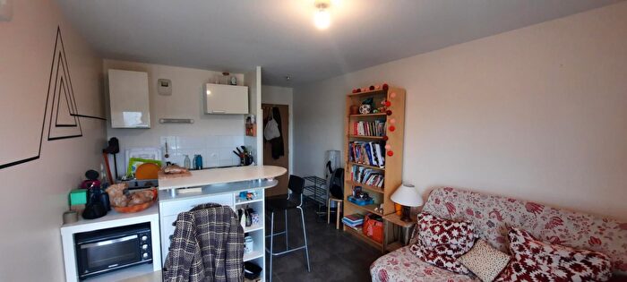 Appartement 1 pièce à Quartiers Ouest, Bourg l'Evesque, à louer