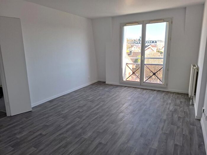 Appartement à vendre - Thorigny-sur-Marne - 3 pièces - 2 chambres