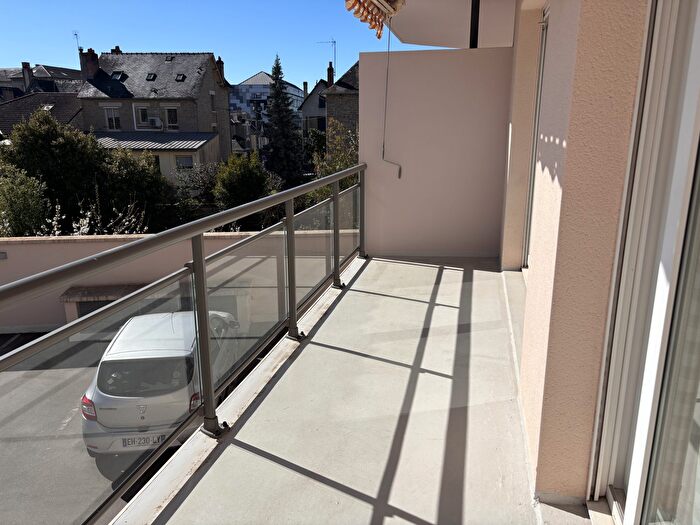 Appartement à louer - Brive-la-Gaillarde, Centre-ville, Pont Cardinal, Champanatier - 2 pièces - 1 chambre