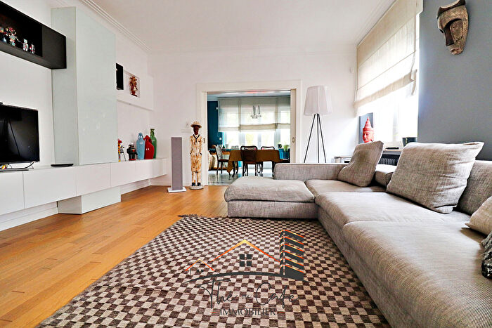 Maison à vendre - Thionville, Saint-François - 9 pièces - 5 chambres