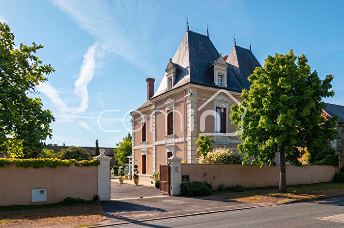 Maison à vendre - Montreuil-Bellay - 7 pièces - 5 chambres