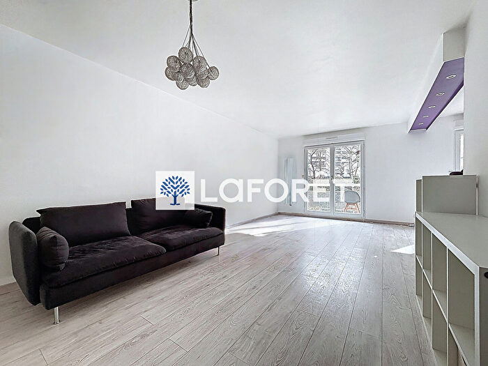 Appartement à louer - Poissy, La Bruyère, Fernand Lefèbvre - 3 pièces - 2 chambres