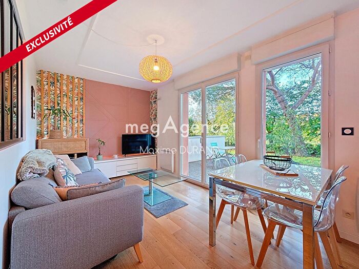 Appartement à vendre - Saint-Sébastien-sur-Loire, Est - 2 pièces - 1 chambre