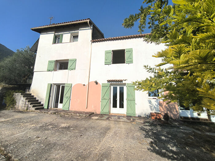 Breil-sur-Roya : Maison 5 pièces à vendre