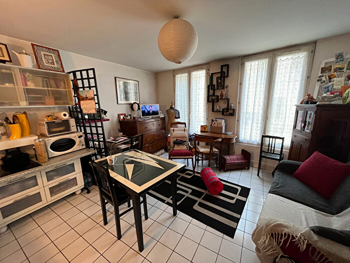 Appartement à vendre - Provins, Centre-ville - 2 pièces - 1 chambre