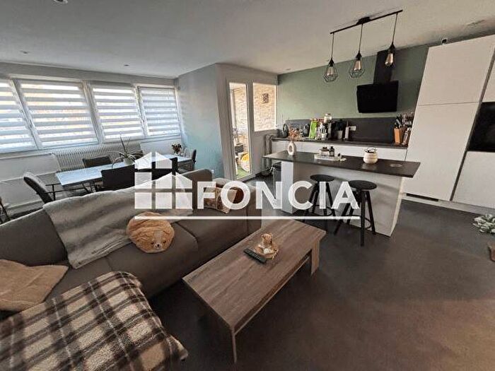 Appartement à louer - Baudricourt, Villers-lès-Nancy - 4 pièces - 3 chambres