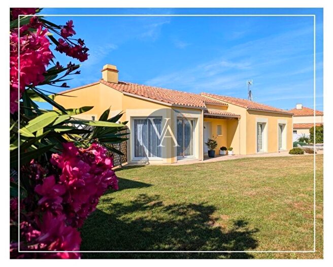 Maison 4 pièces à vendre - Saint-Michel-Chef-Chef