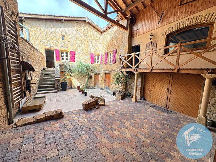 Oingt - Maison 5 pièces à vendre