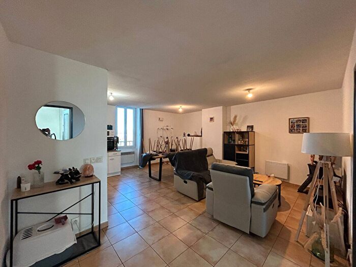 Appartement à louer - Centre Ville, Le Teil - 3 pièces - 2 chambres