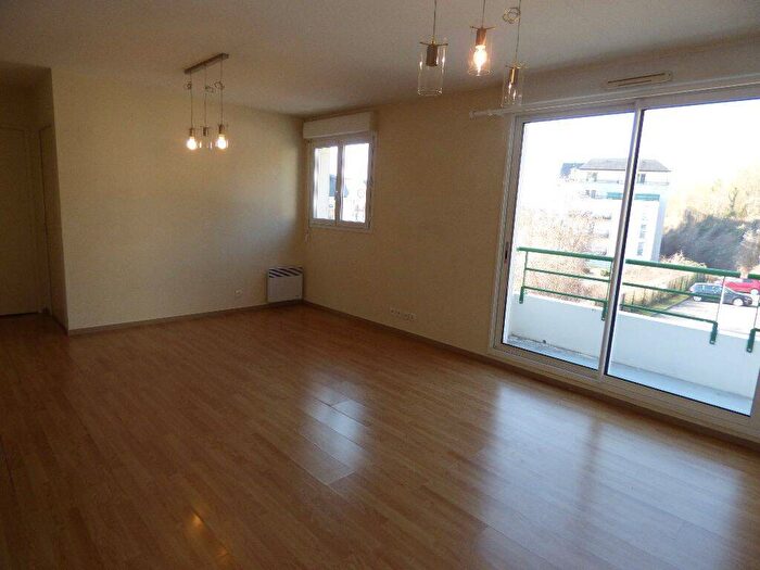 Centre Ville-Cathédrale, Évreux : Appartement 2 pièces à louer
