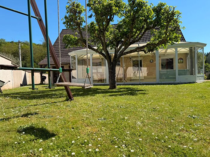 Maison 6 pièces à Angicourt, à vendre