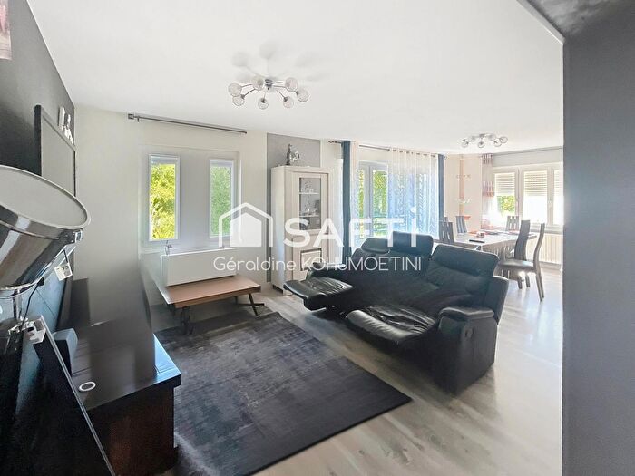 Maison à vendre - Locmalo - 5 pièces - 1 chambre