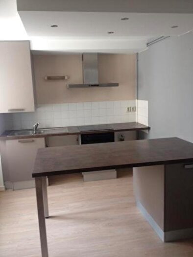Appartement 2 pièces à louer à Saint-Étienne, Crêt de Roc