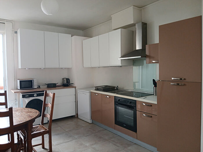 Reims, Jamin, Jaurès, Cernay, Epinettes : Appartement 2 pièces à louer