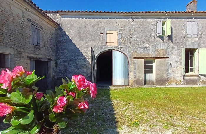 Maison 3 pièces à vendre à Courbillac