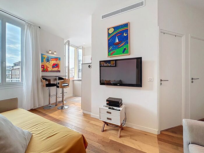 Appartement à vendre - Cannes, Centre-ville - 2 pièces - 1 chambre