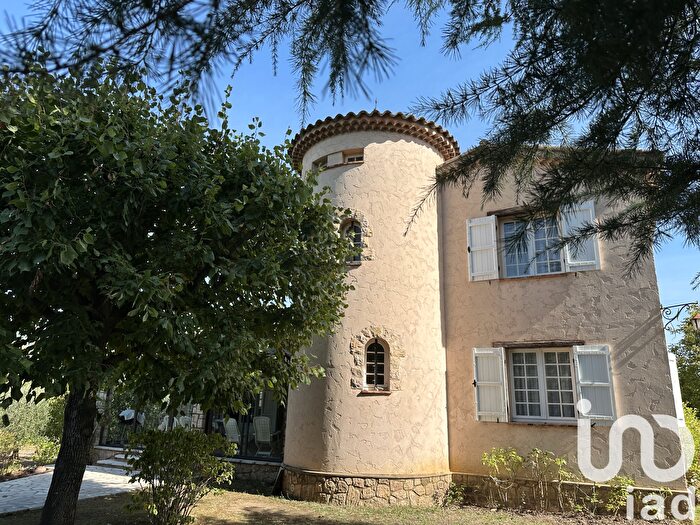 Maison à vendre - Châteauneuf-Grasse - 7 pièces - 4 chambres