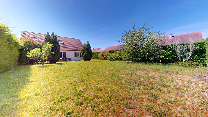 Longecourt-en-Plaine : Maison 7 pièces à vendre