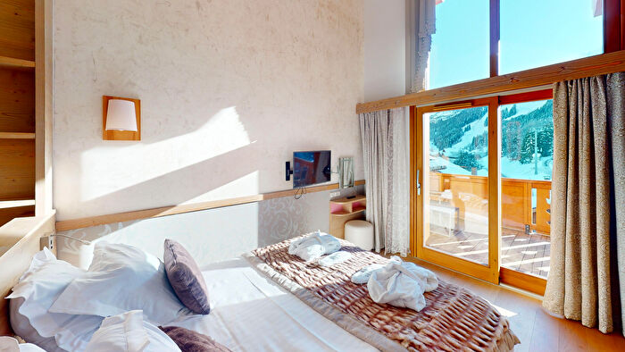 Appartement à vendre - Les Allues - 4 pièces - 3 chambres