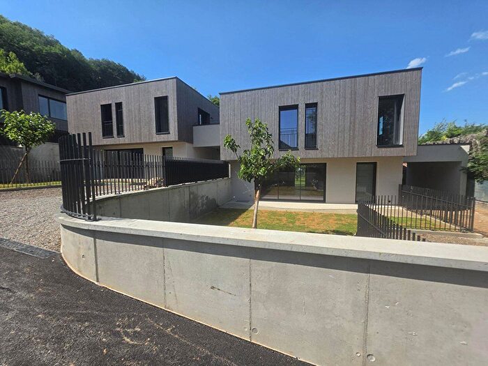 Maison 4 pièces à louer à La-Fauconniere, Seyssinet-Pariset