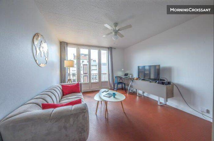 Berriat-Ampere, Grenoble - Appartement 3 pièces à louer