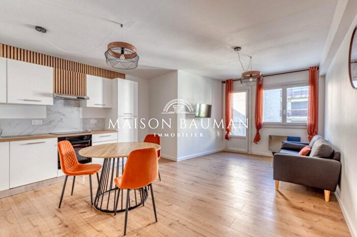 Saint-Raphaël, Centre-ville : Appartement 3 pièces à vendre