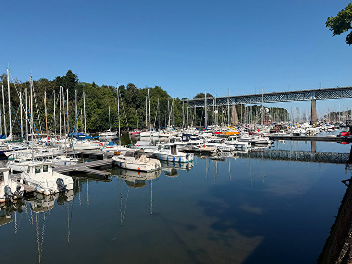 Maison 4 pièces à Douarnenez, Ploaré, Kermarron, à vendre