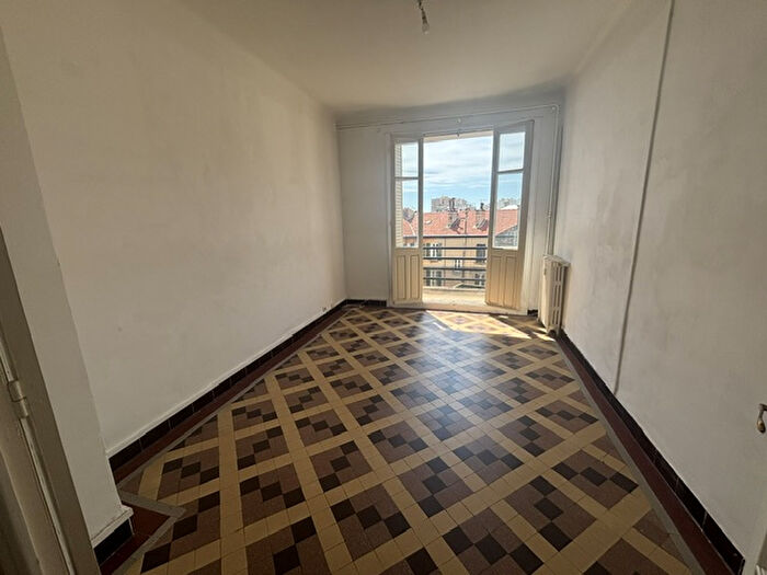 Toulon, Champs-de-Mars : Appartement 3 pièces à vendre