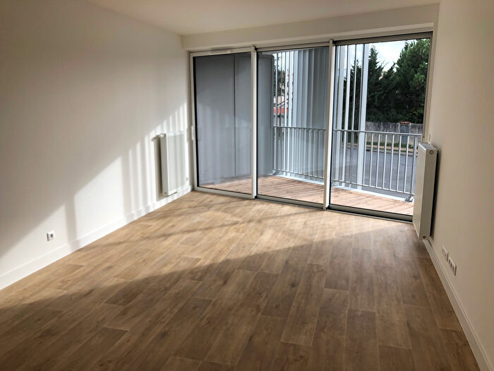 Appartement à louer - Bordeaux, La Bastide - 2 pièces - 1 chambre