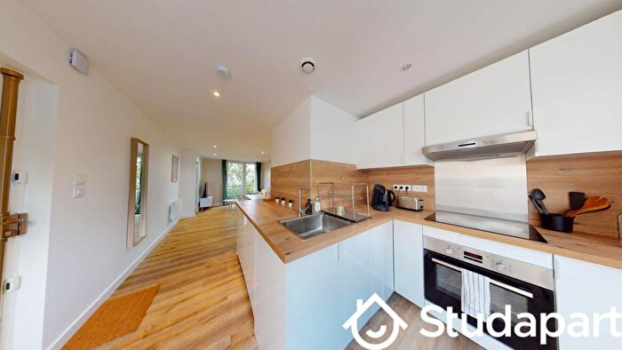 Appartement à louer - La Chamberte, Montpellier - 1 pièce - 3 chambres