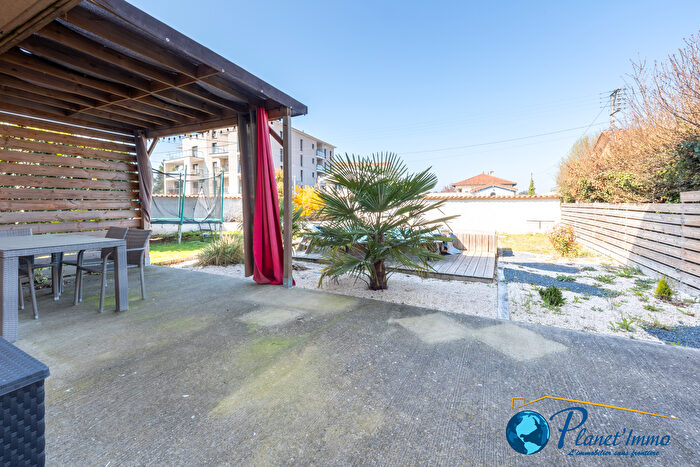 Maison à vendre - Veauche - 7 pièces - 6 chambres