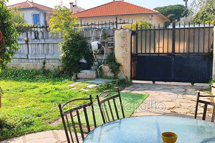Azurville-Val Claret, Antibes : Maison 4 pièces à louer