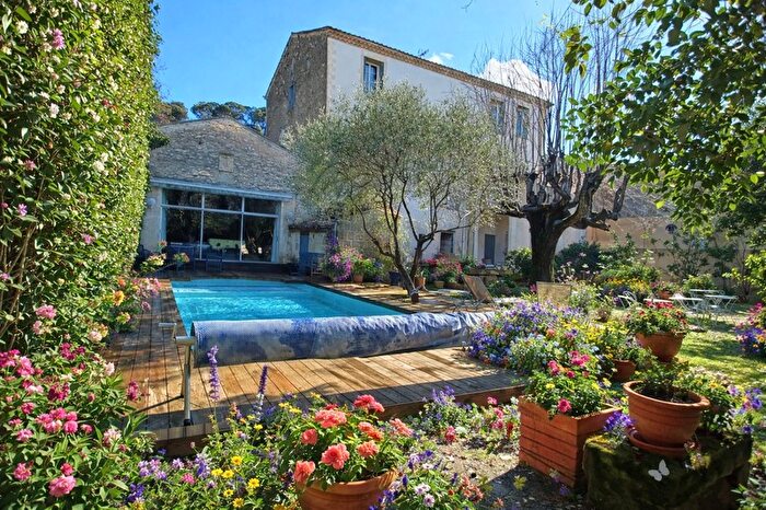 Sommières : Maison 15 pièces à vendre