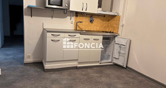 Appartement à vendre - Cahors, Centre-ville - 2 pièces - 1 chambre