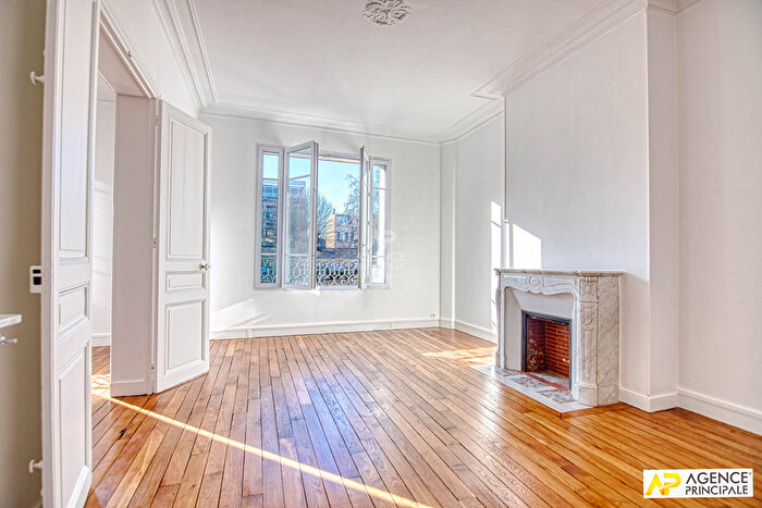 Appartement 4 pièces à vendre à Versailles, Notre Dame