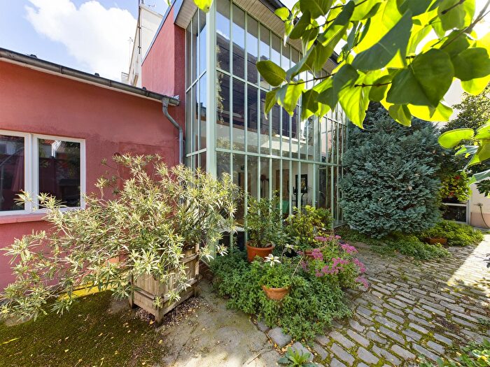 Maison à vendre - Ivry-sur-Seine, Ivry Port - 11 pièces - 7 chambres