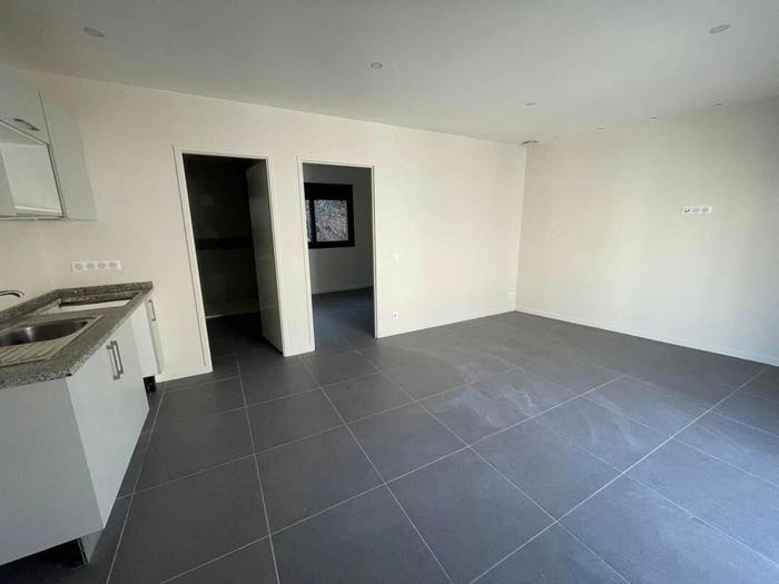 Ouest, Saint-Germain-lès-Corbeil - Appartement 1 pièce à louer