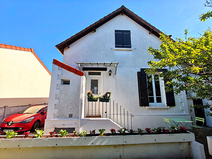 Maison 4 pièces à vendre - Villemomble, Marnaudes