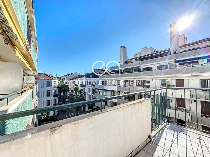 Cannes, Centre-ville - Appartement 4 pièces à vendre