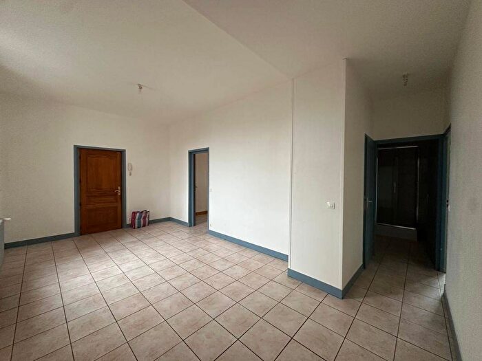 Appartement à louer - Nesle - 3 pièces - 2 chambres