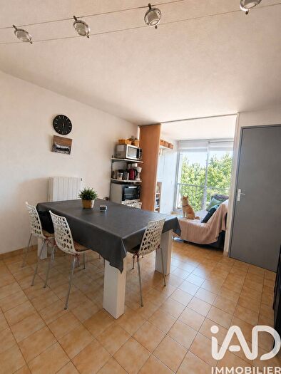 Appartement 1 pièce à Fleury, Saint-Pierre, Les Cabanes, à vendre